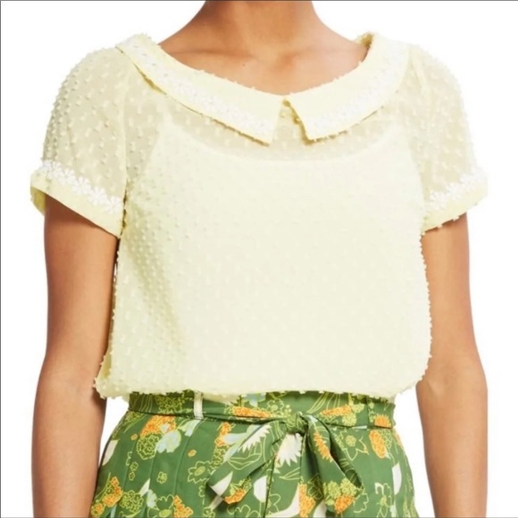 Modcloth | Tops | Modcloth Yellow Daisy Blouse | Poshmark
